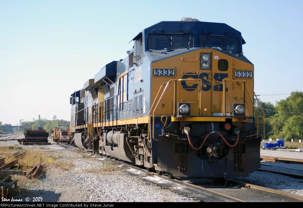 CSX 5332 gets ready for its grain run later today